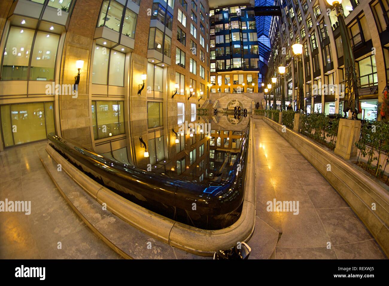 World trade centre pool hi-res stock photography and images - Alamy