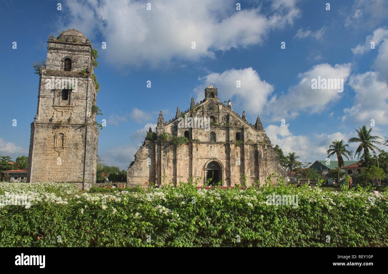 The UNESCO World Heritage Paoay (St. Augustine) Church, Paoay, Ilocos ...