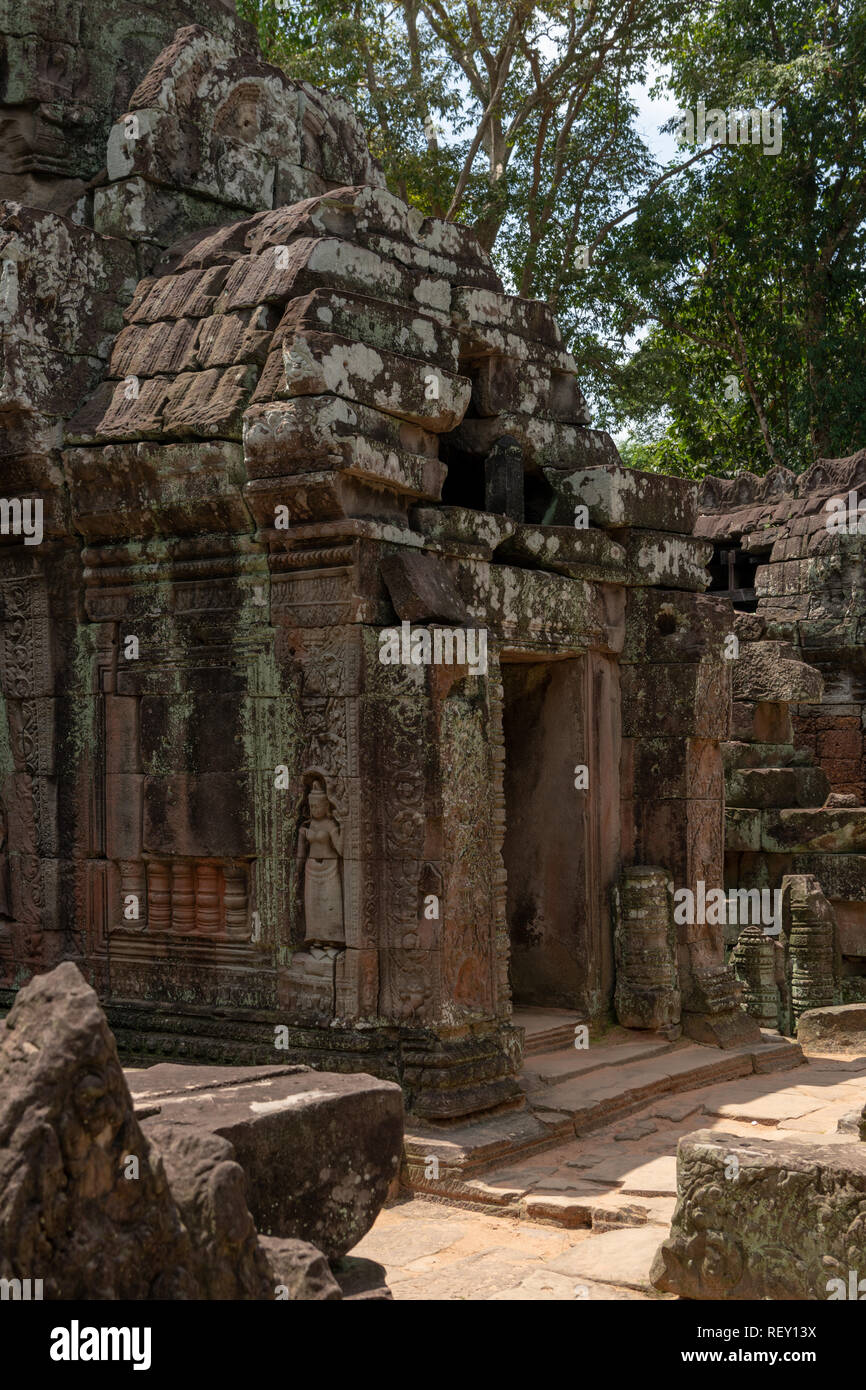 Temple portico with hole in stone roof Stock Photo - Alamy