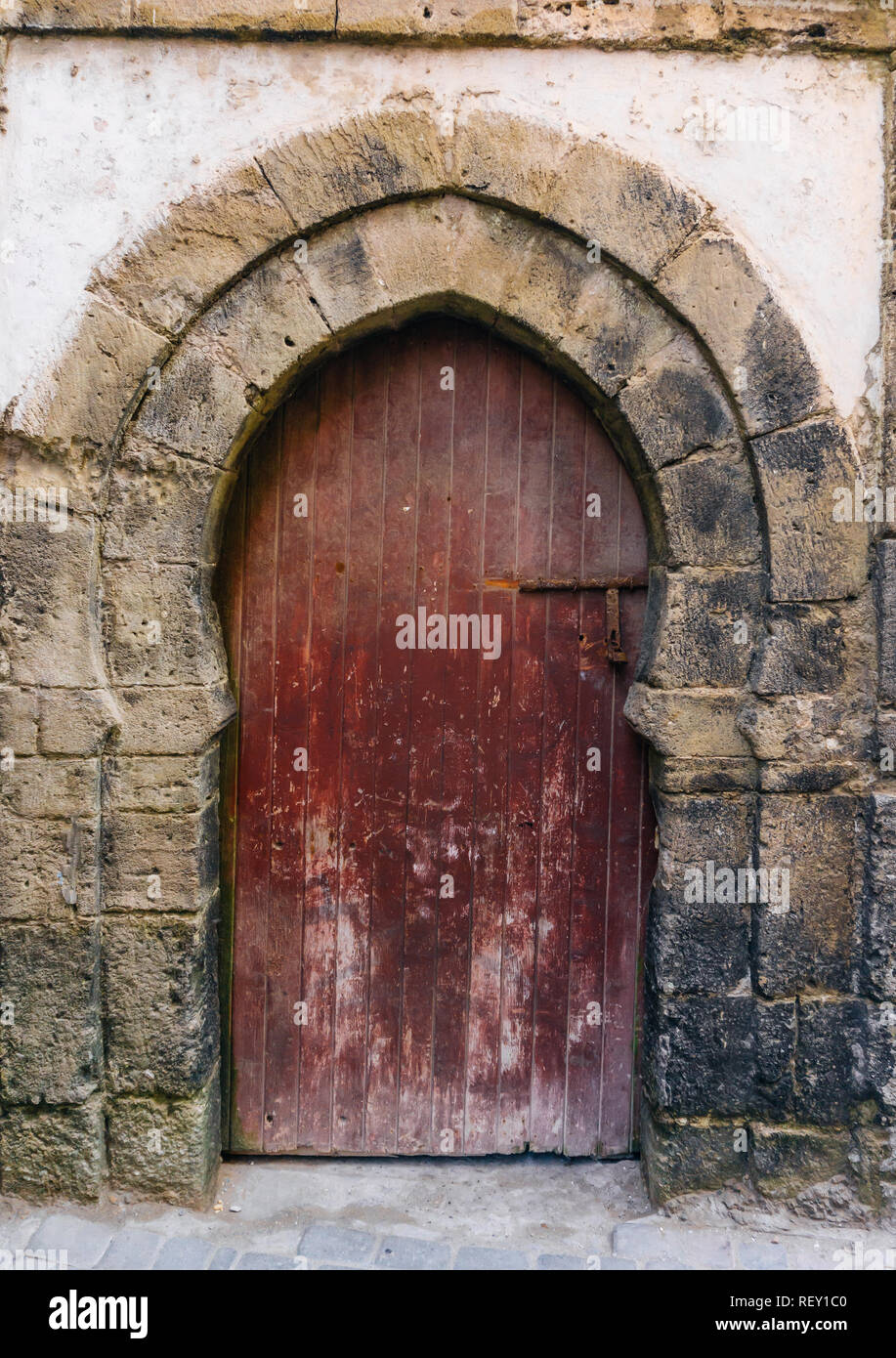 Bahrain door hi-res stock photography and images - Alamy