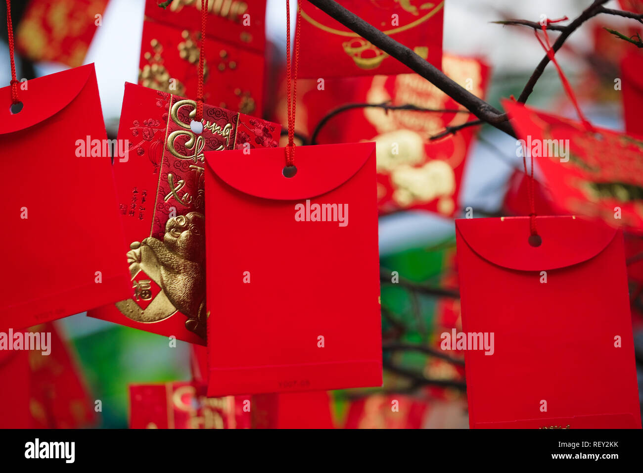 Vietnam tet envelope hi-res stock photography and images - Alamy