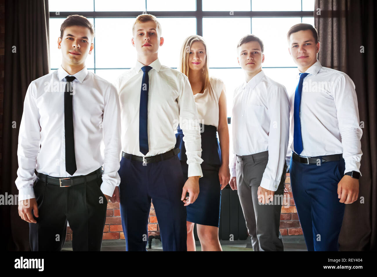 Group of people formal wear hi-res stock photography and images - Alamy