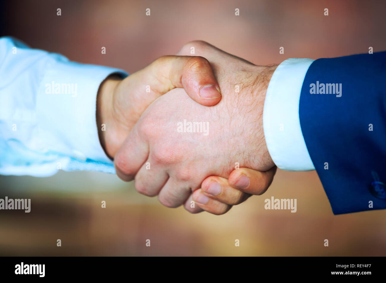Hands handshake closeup hi-res stock photography and images - Alamy