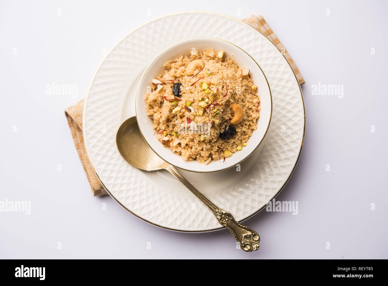 Homemade suji halva hi-res stock photography and images - Alamy