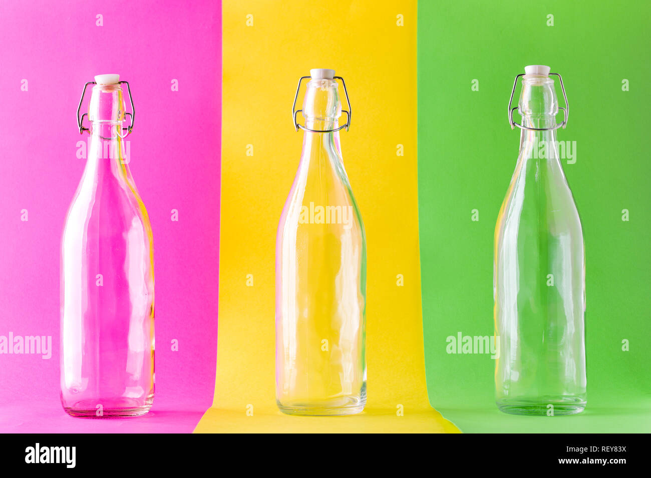 Vintage green glass bottles hi-res stock photography and images - Alamy