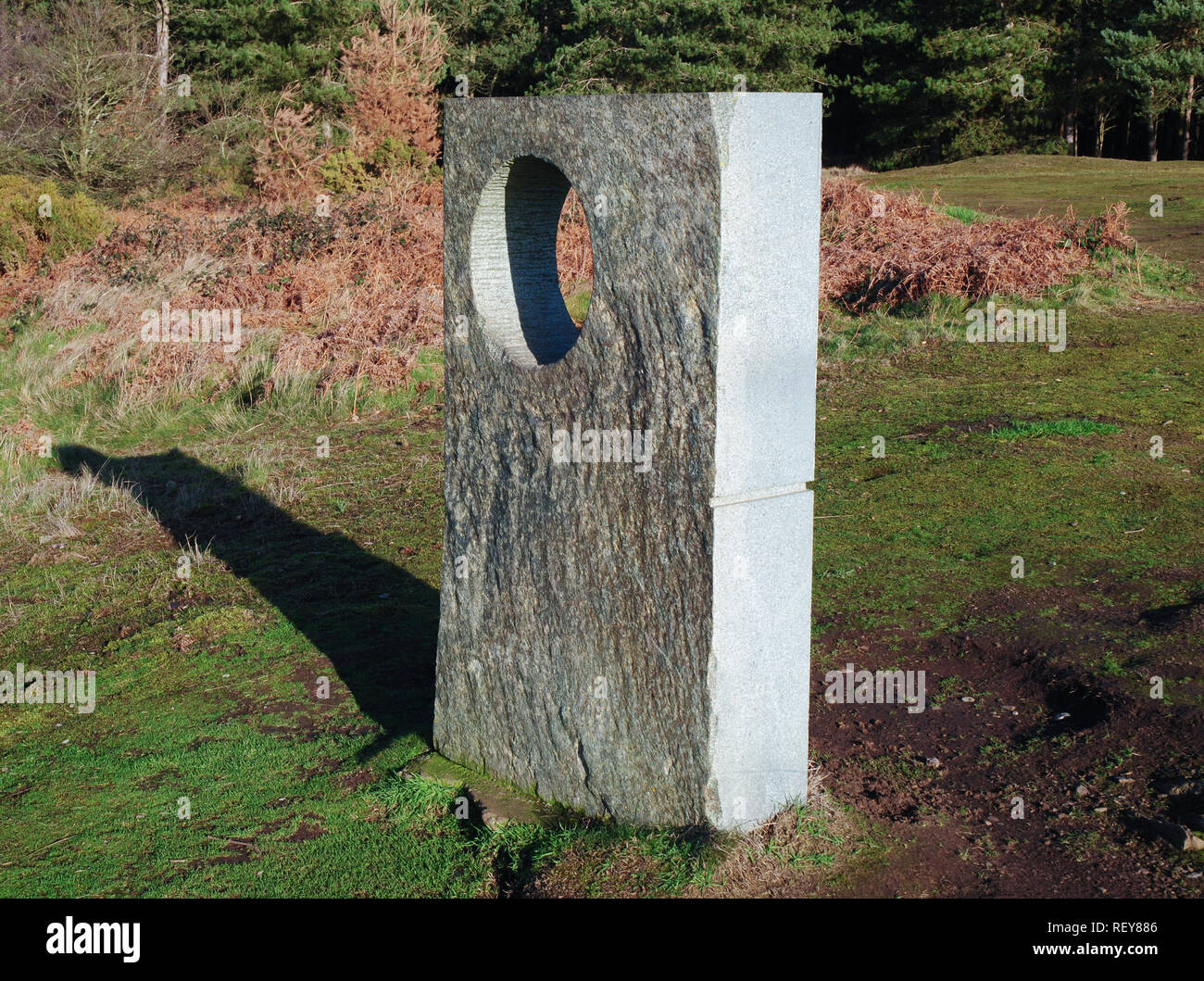 Monolith sculpture hi-res stock photography and images - Alamy