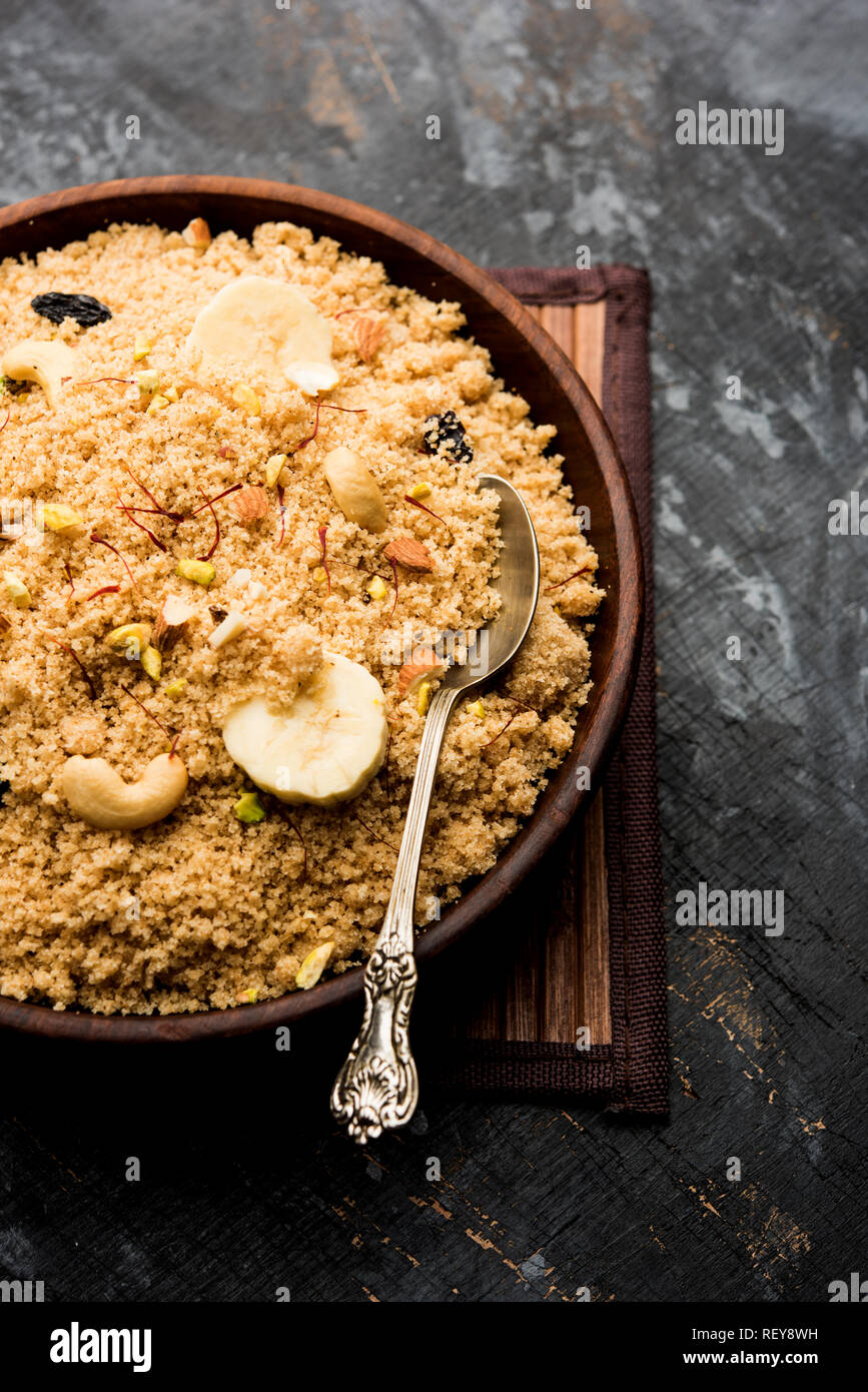 Homemade suji halva hi-res stock photography and images - Alamy