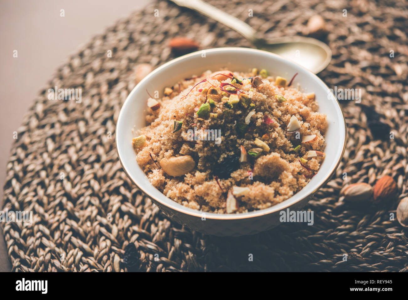 Suji halva hi-res stock photography and images - Alamy