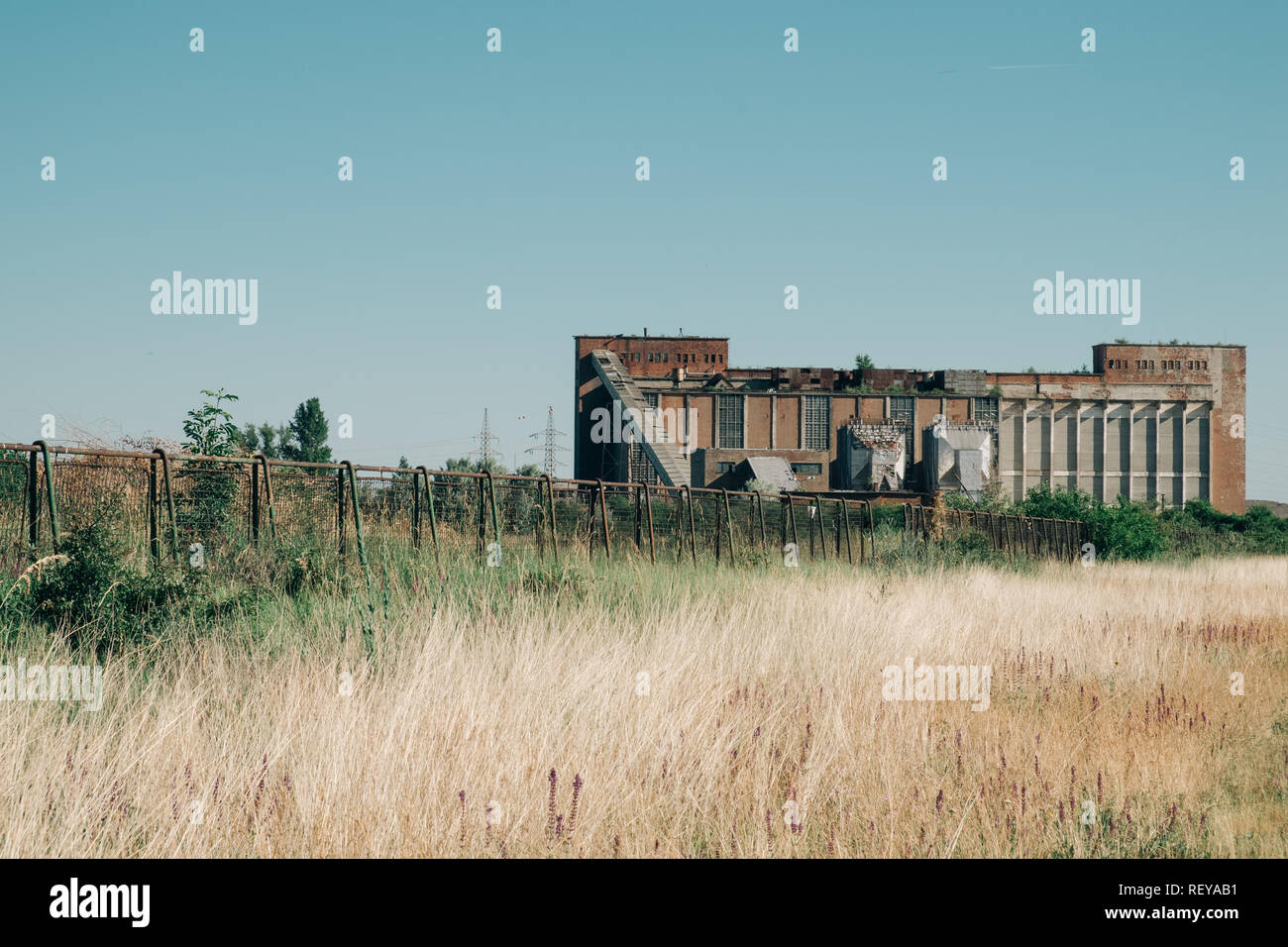 Old Factory Buildings Building High Resolution Stock Photography and ...