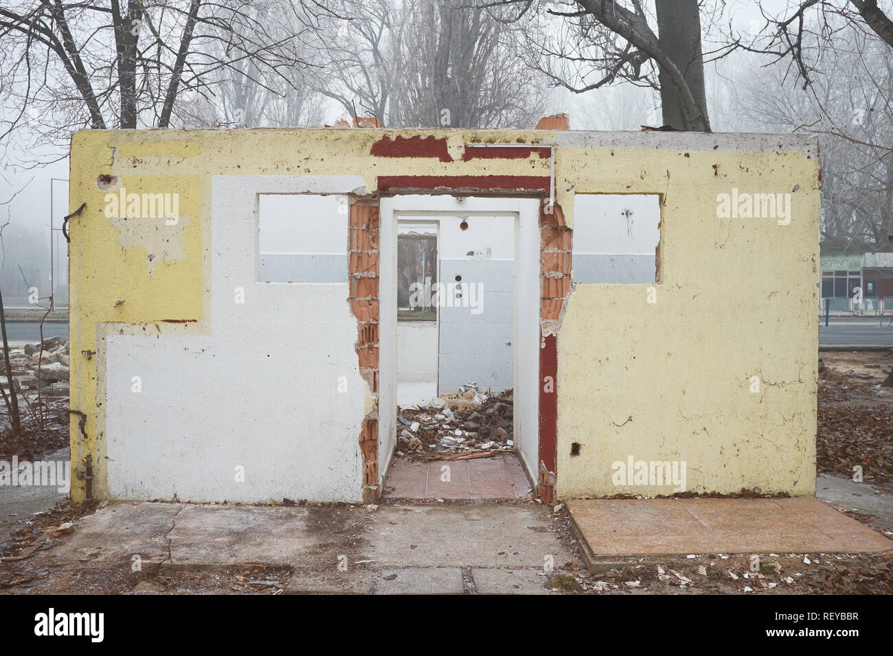 House Explosion Demolished High Resolution Stock Photography and Images ...
