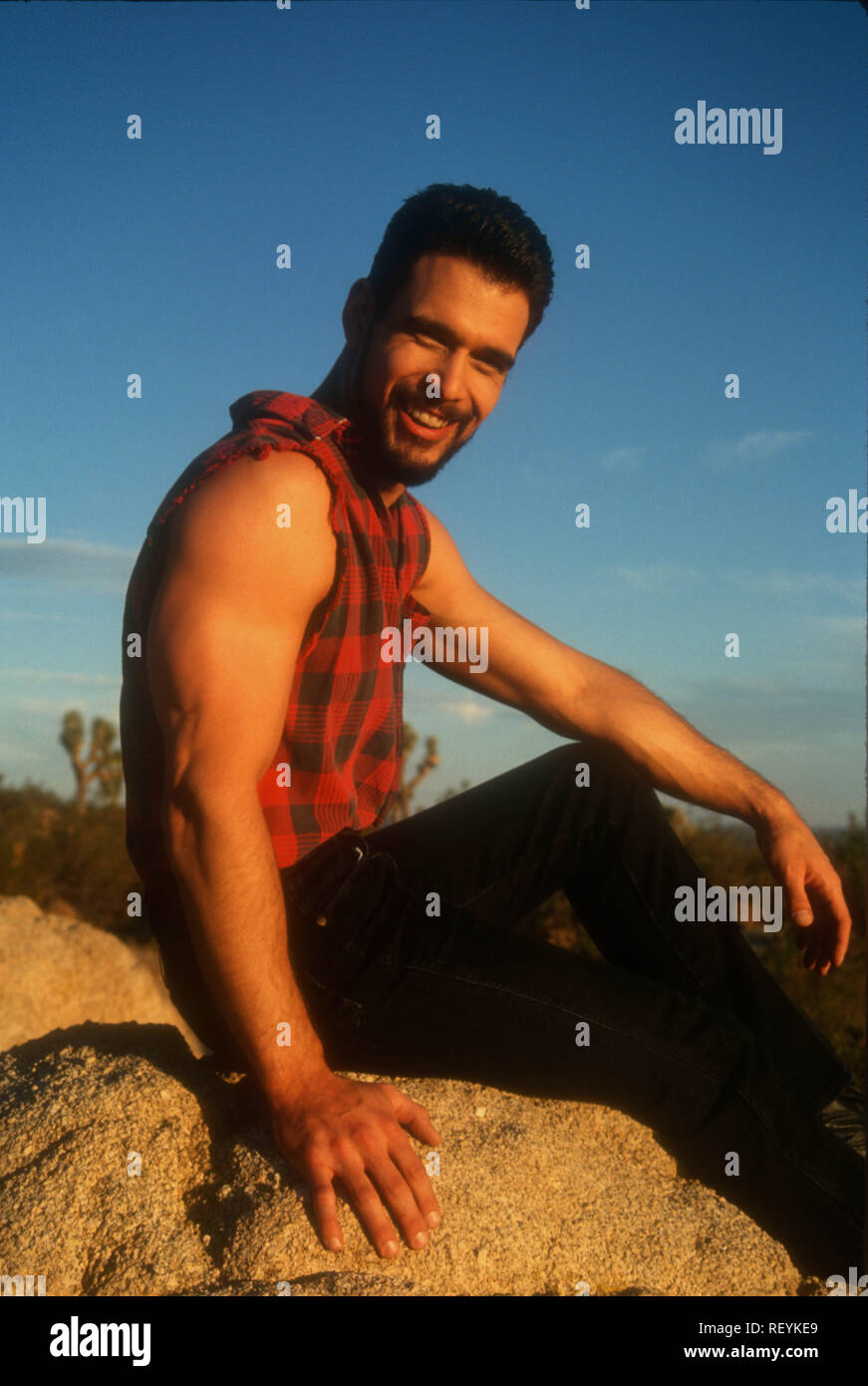 LOS ANGELES, CA - OCTOBER 24: (EXCLUSIVE) Actor Robert Kelker-Kelly ...