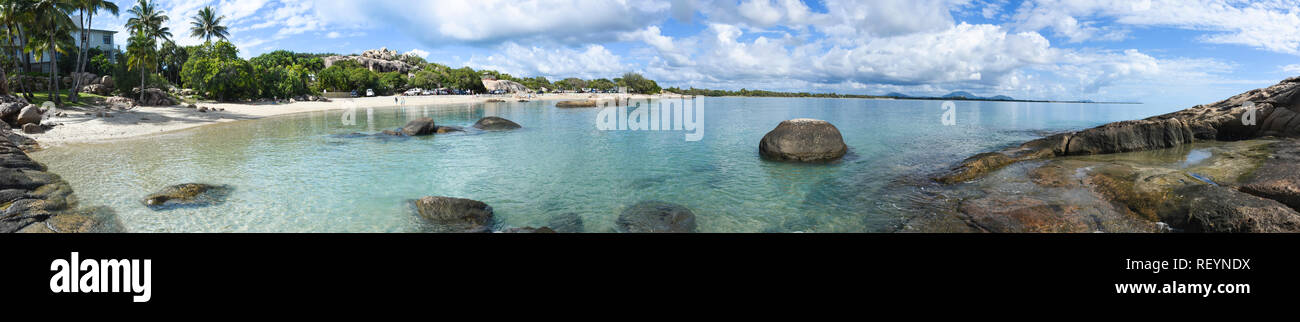 Bowen queensland beach hi-res stock photography and images - Alamy