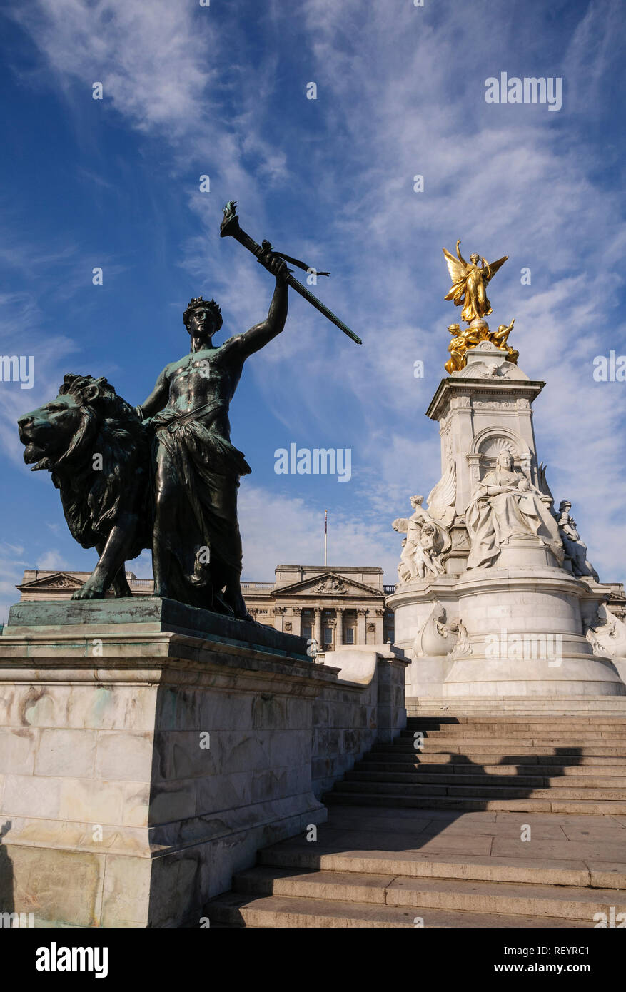 Queen Victoria Memorial London, England, Großbritannien, Europa Stock ...