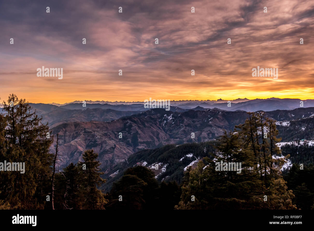 Himachal family hi-res stock photography and images - Alamy