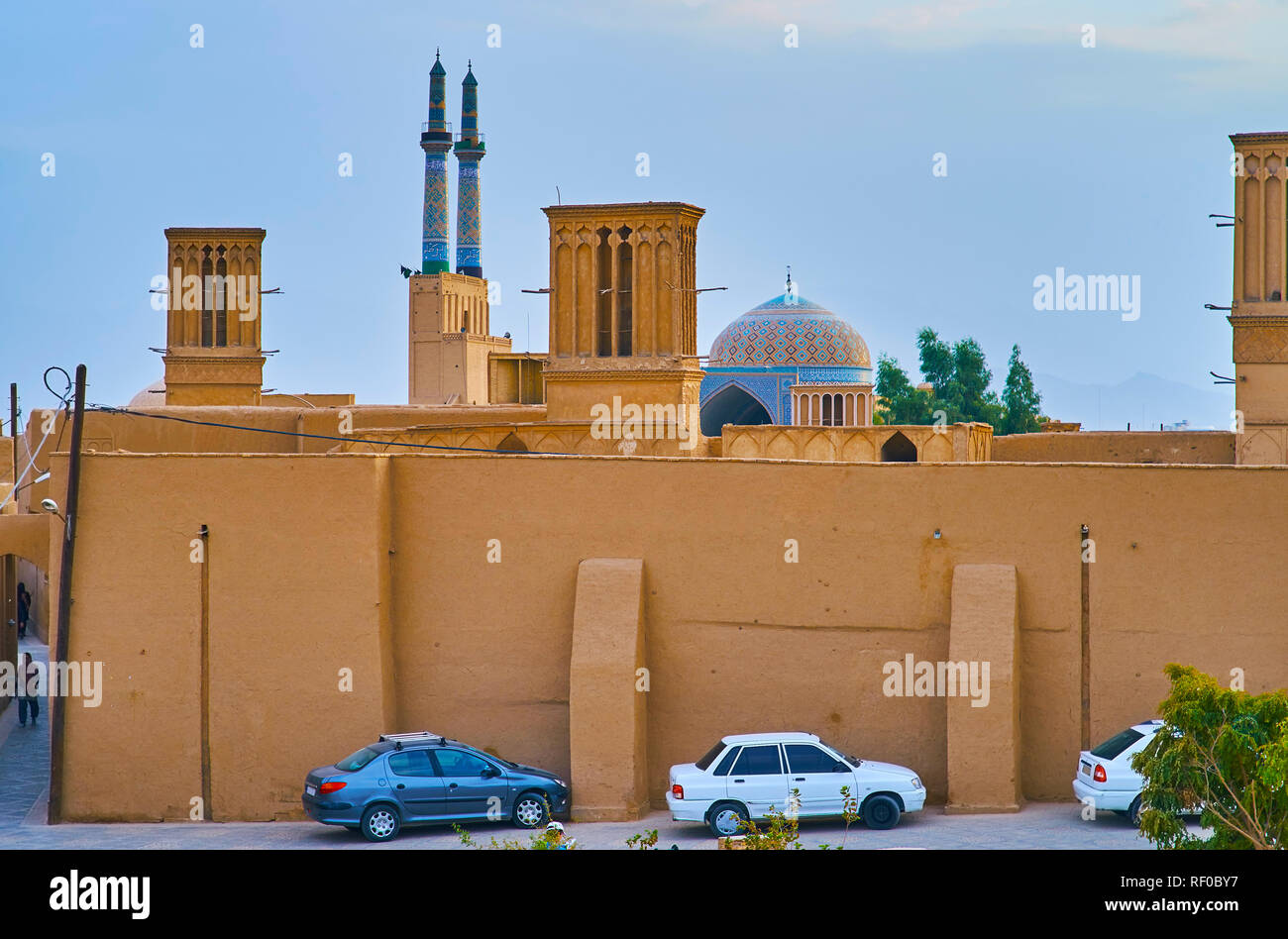 Iran wind towers minarets jame mosque hi-res stock photography and ...