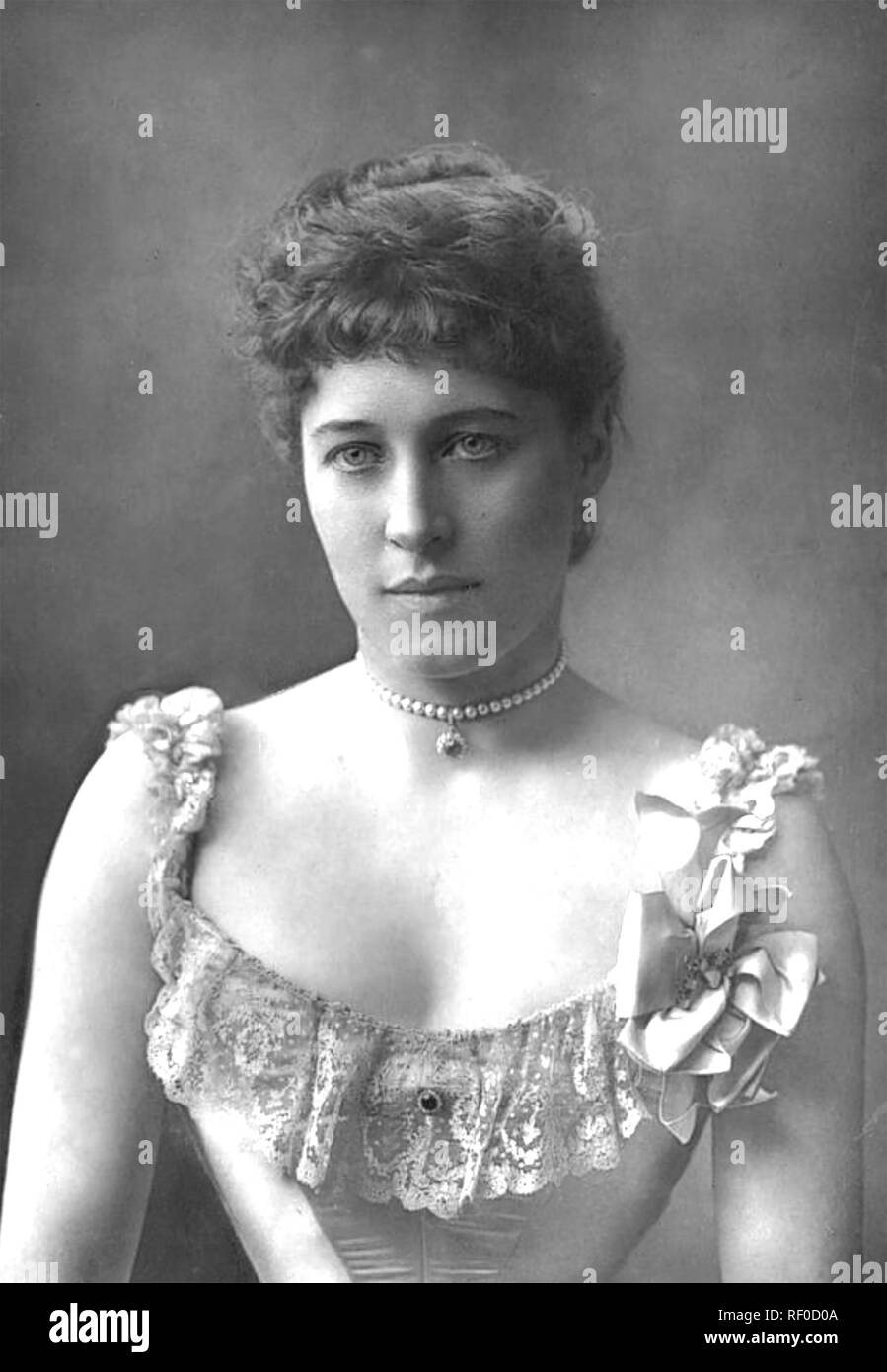 LILLIE LANGTRY (1853-1929) Anglo-American socialite and actress Stock ...