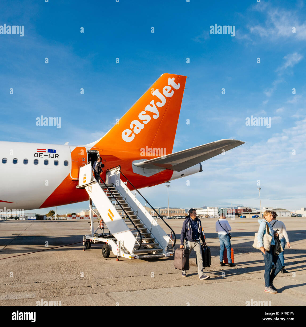 Airbus a320 airliner rear view hi-res stock photography and images - Alamy