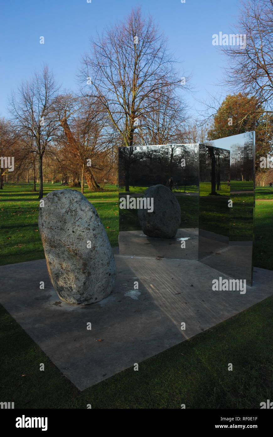Serpentine gallery london hi-res stock photography and images - Alamy
