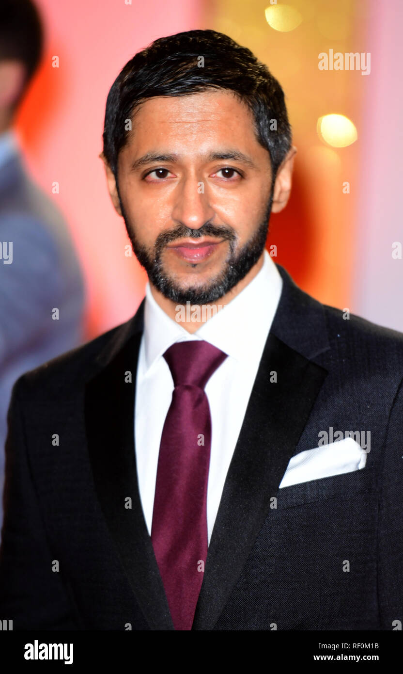 Ash tandon hi-res stock photography and images - Alamy