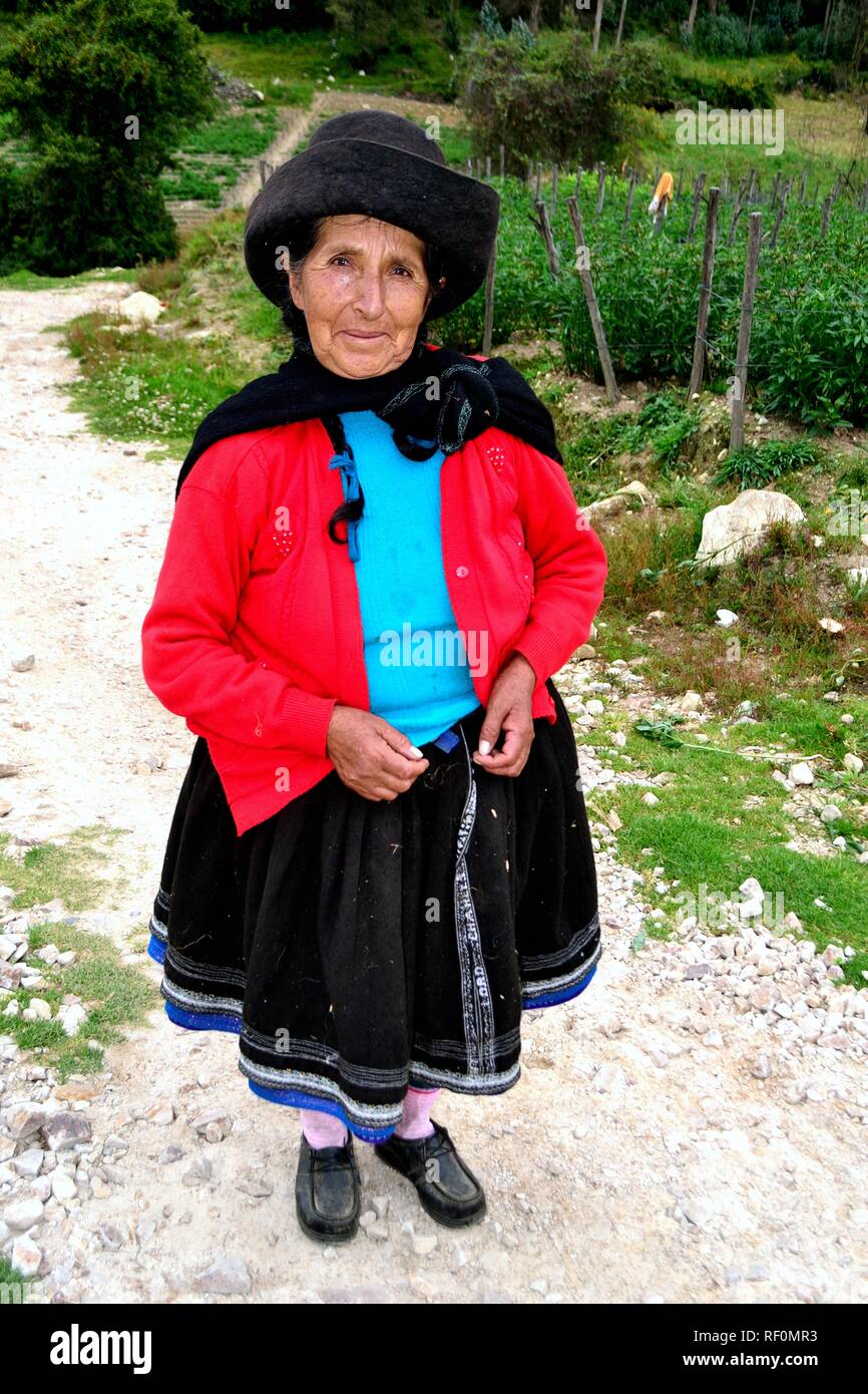 Peasant community in Humacchuco - National park HUASCARAN. Department ...