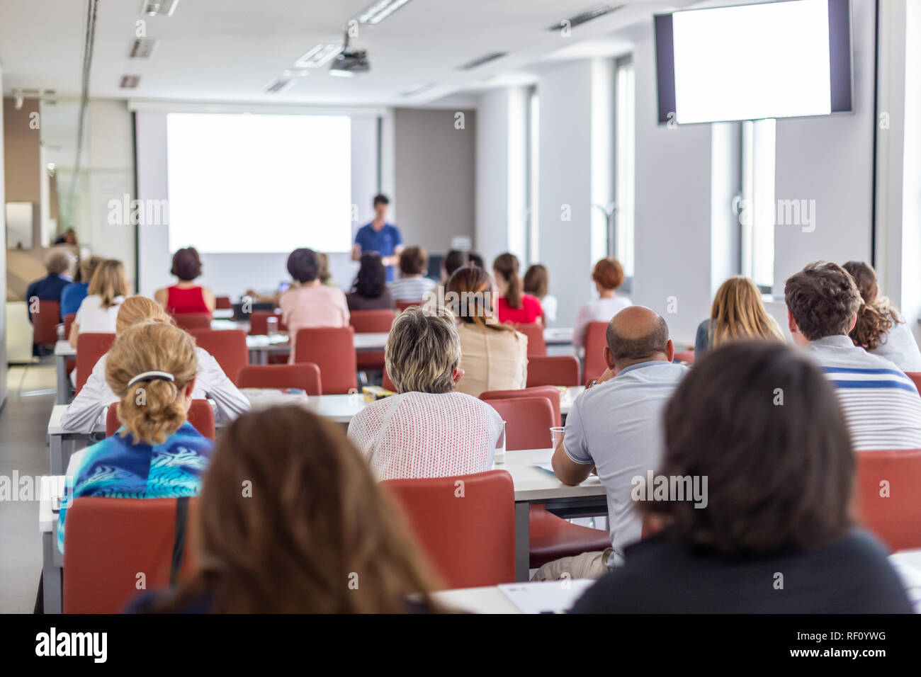 Academic presentation in lecture hall at university Stock Photo - Alamy