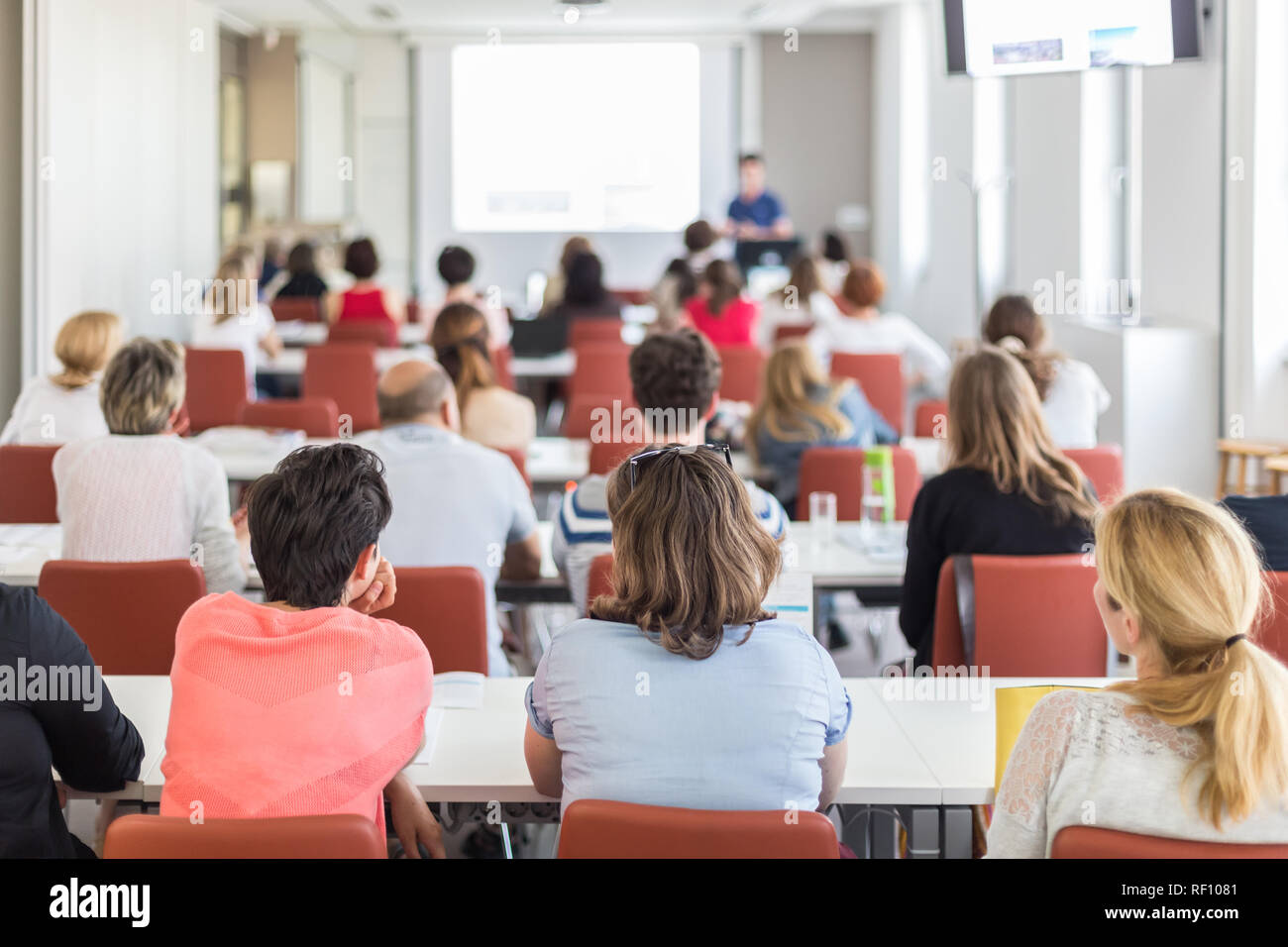 Academic presentation in lecture hall at university Stock Photo - Alamy