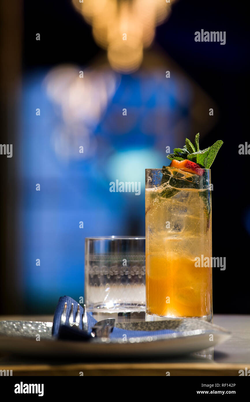 Gin botanicals hi-res stock photography and images - Alamy