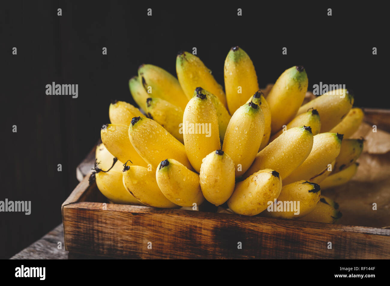 Little bananas hi-res stock photography and images - Alamy
