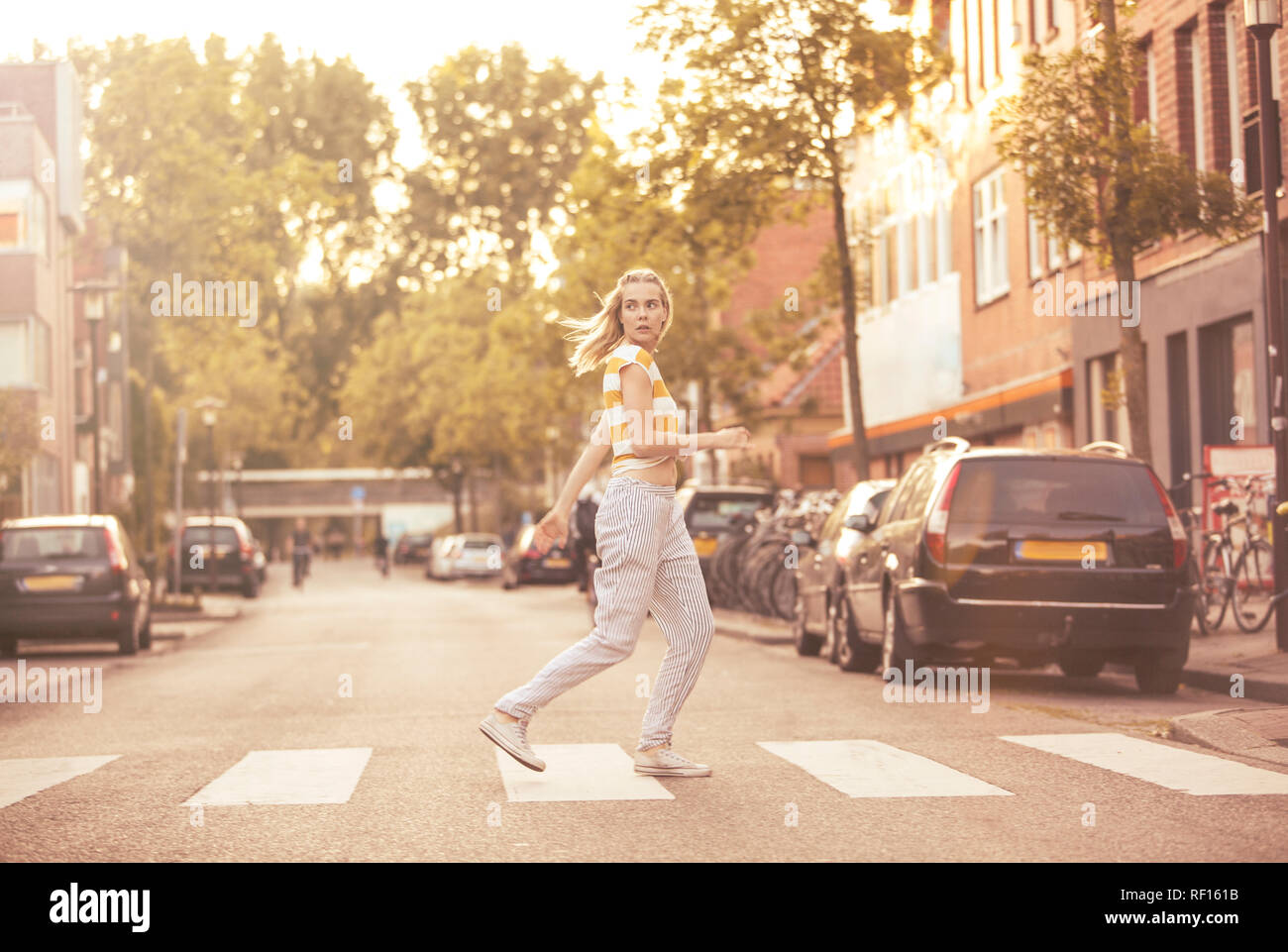 Pedestrian crossing road markings hi-res stock photography and images ...