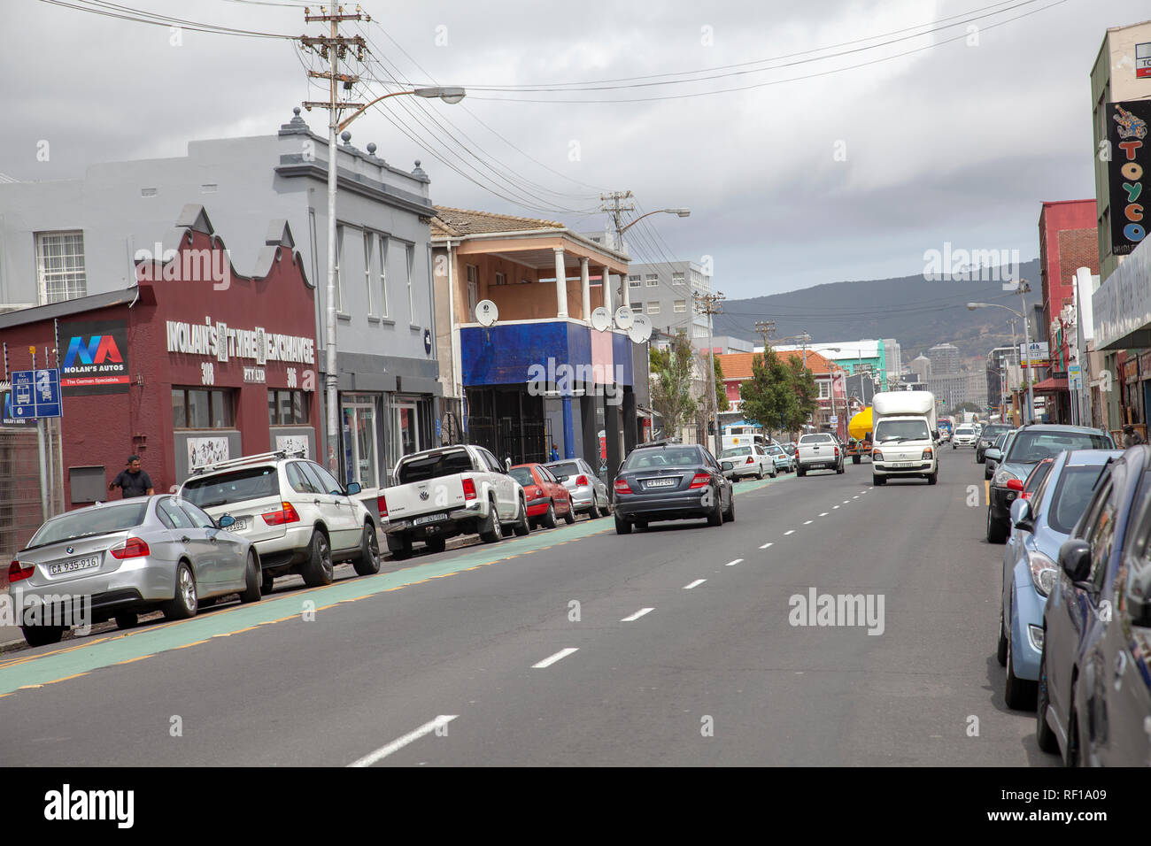 Albert road shops hi-res stock photography and images - Alamy