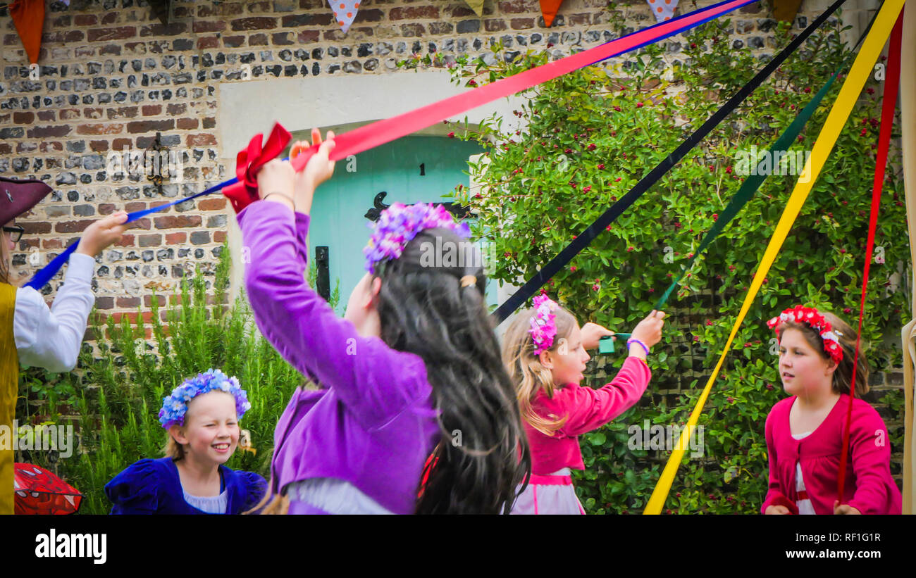Milton abbas dorset village hi-res stock photography and images - Alamy