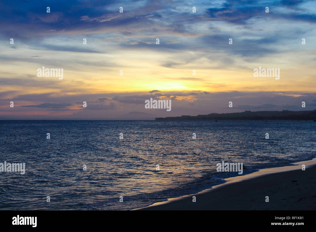 Beautiful sunset over sea beach tropical climate background Stock Photo ...