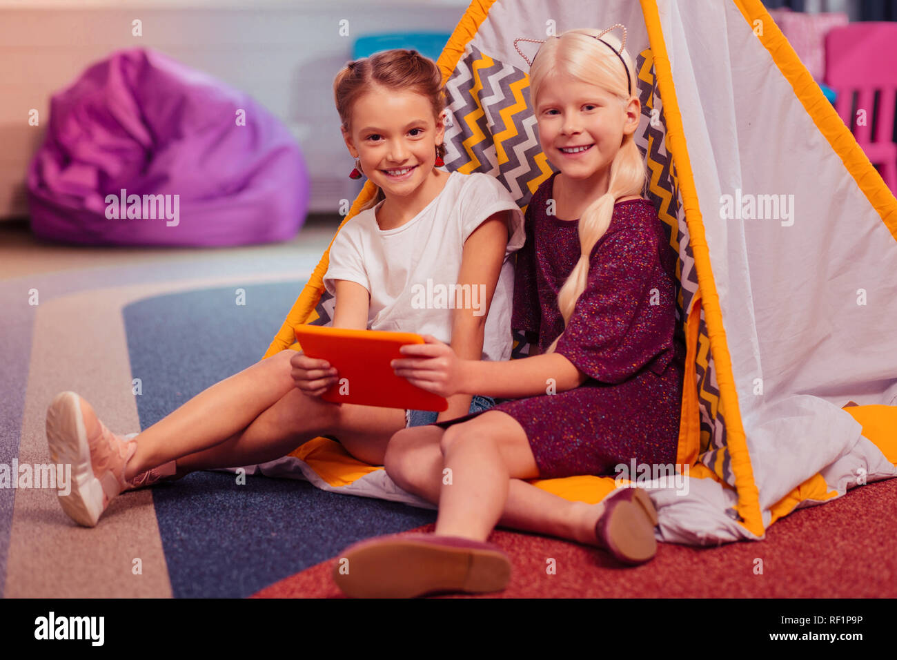 Birthday classmate hi-res stock photography and images - Alamy