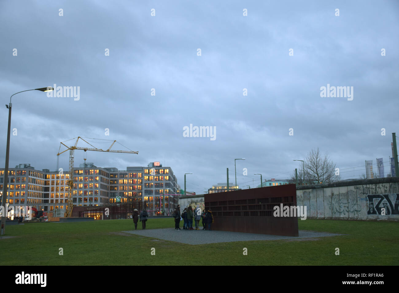 Stretch of berlin wall hi-res stock photography and images - Alamy