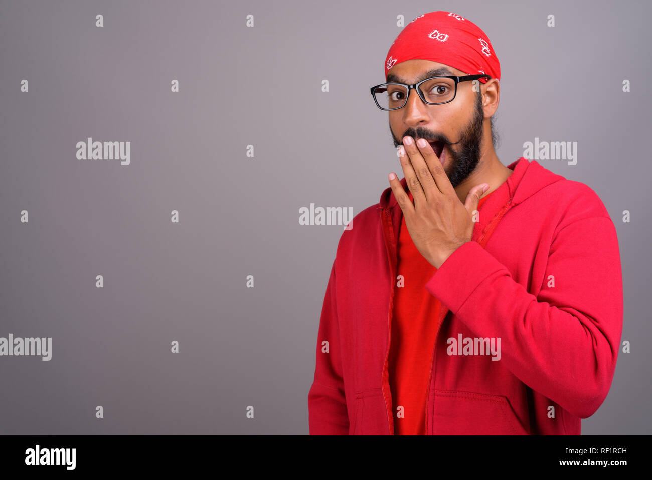 Indian man surprise shock hi-res stock photography and images - Alamy