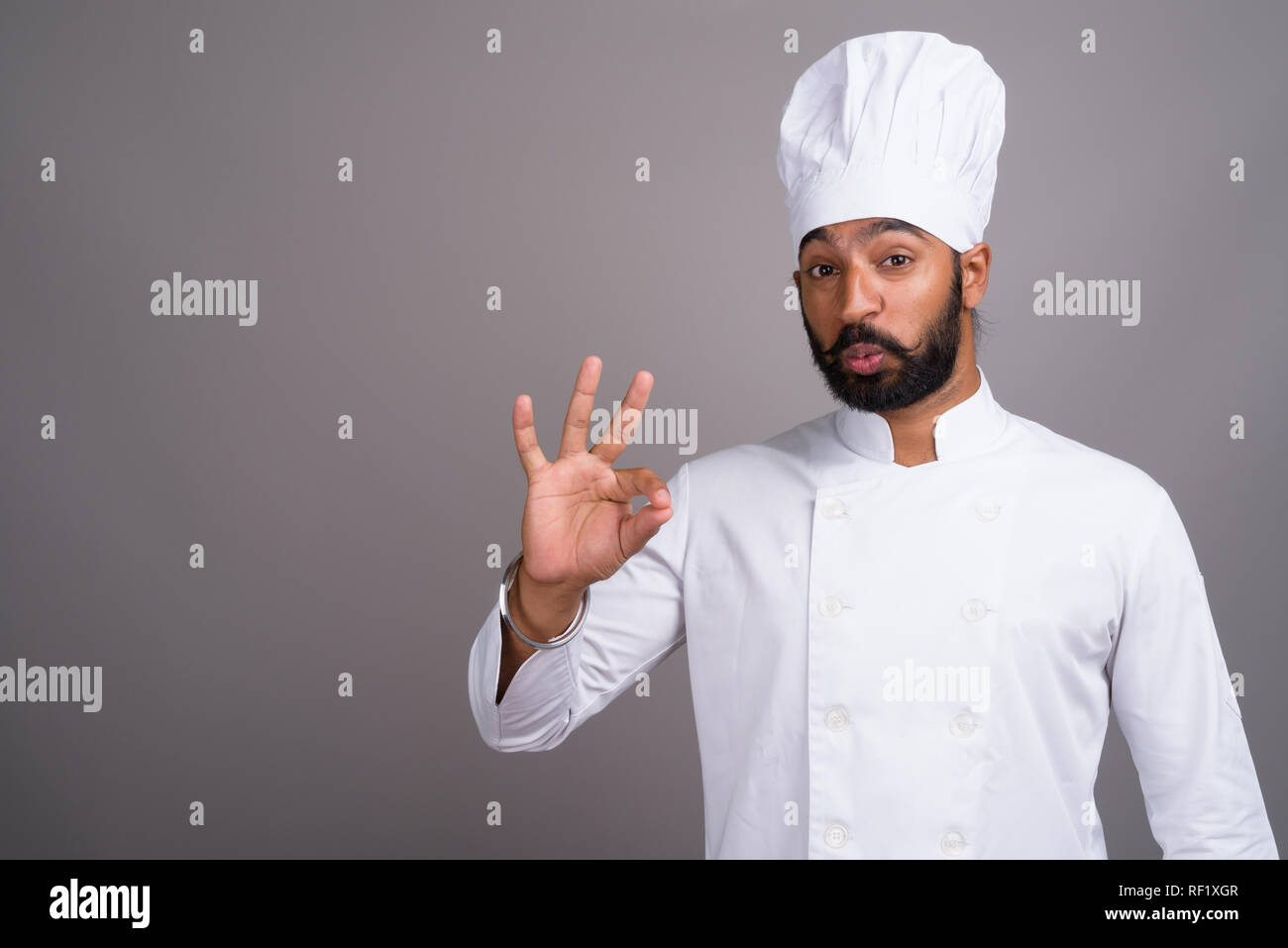 Indian chef hi-res stock photography and images - Alamy