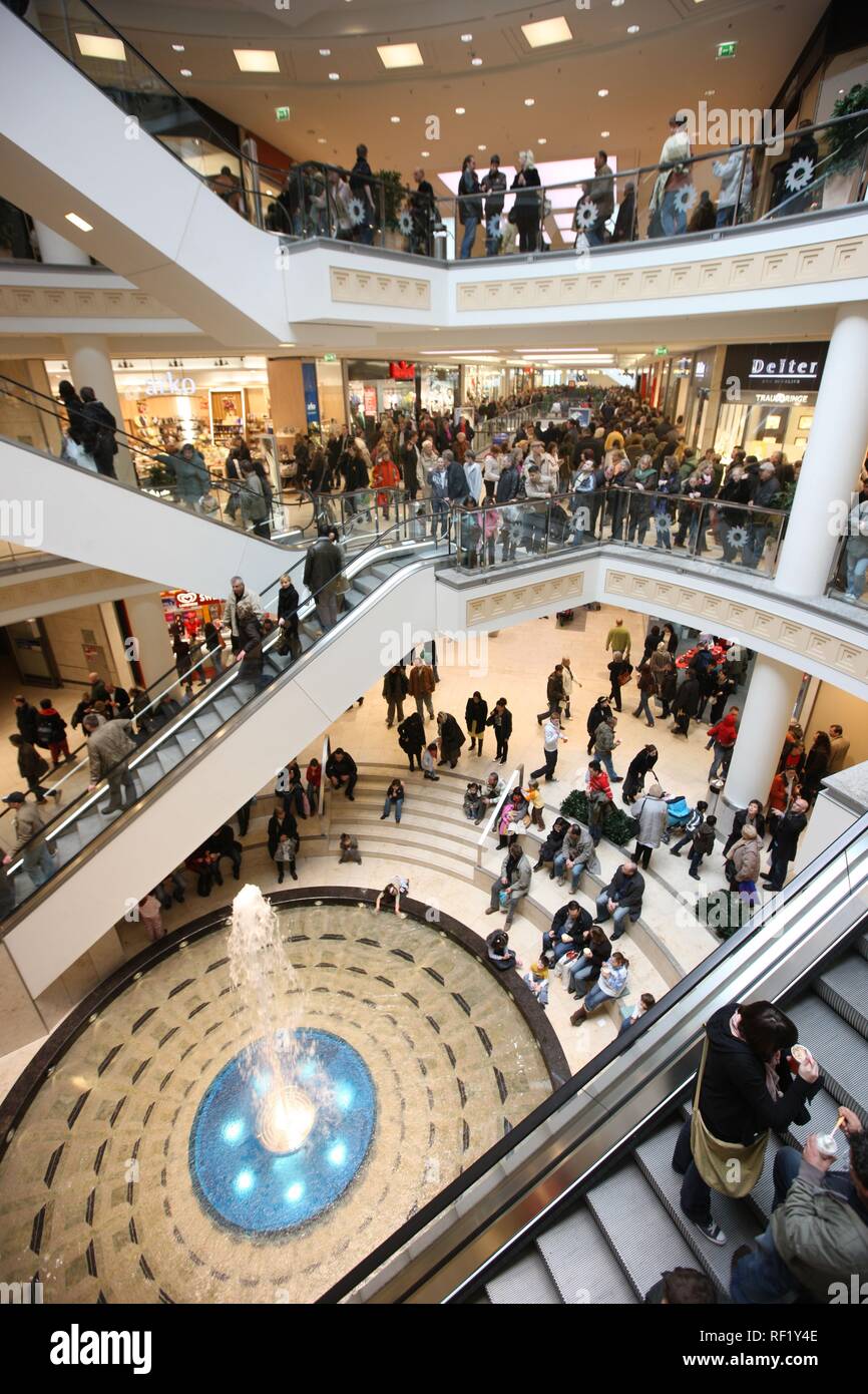 Limbecker Platz Shopping Centre, opened in March 2008, Germany's ...