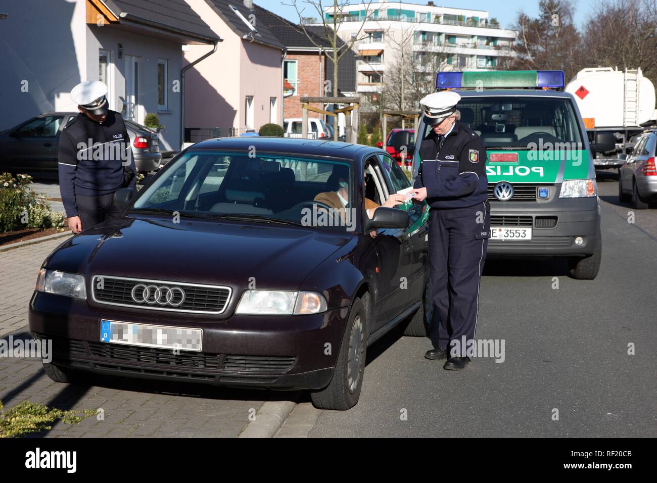 Police check driver car hi-res stock photography and images - Alamy