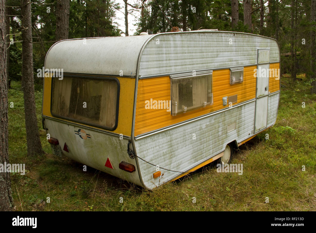 Dirty caravan hi-res stock photography and images - Alamy