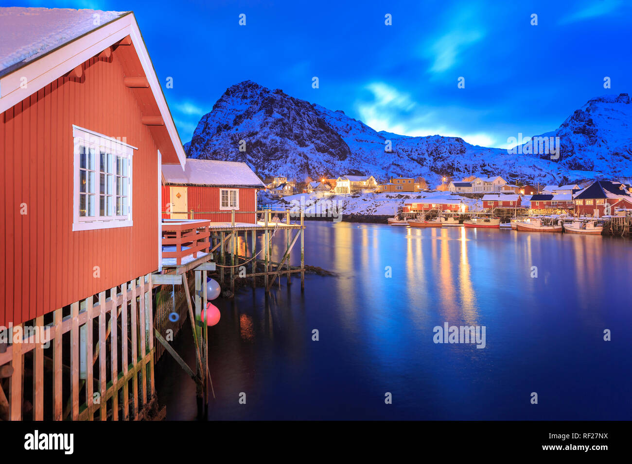 The fishermans village sorvagen lofoten islands night hi-res stock ...