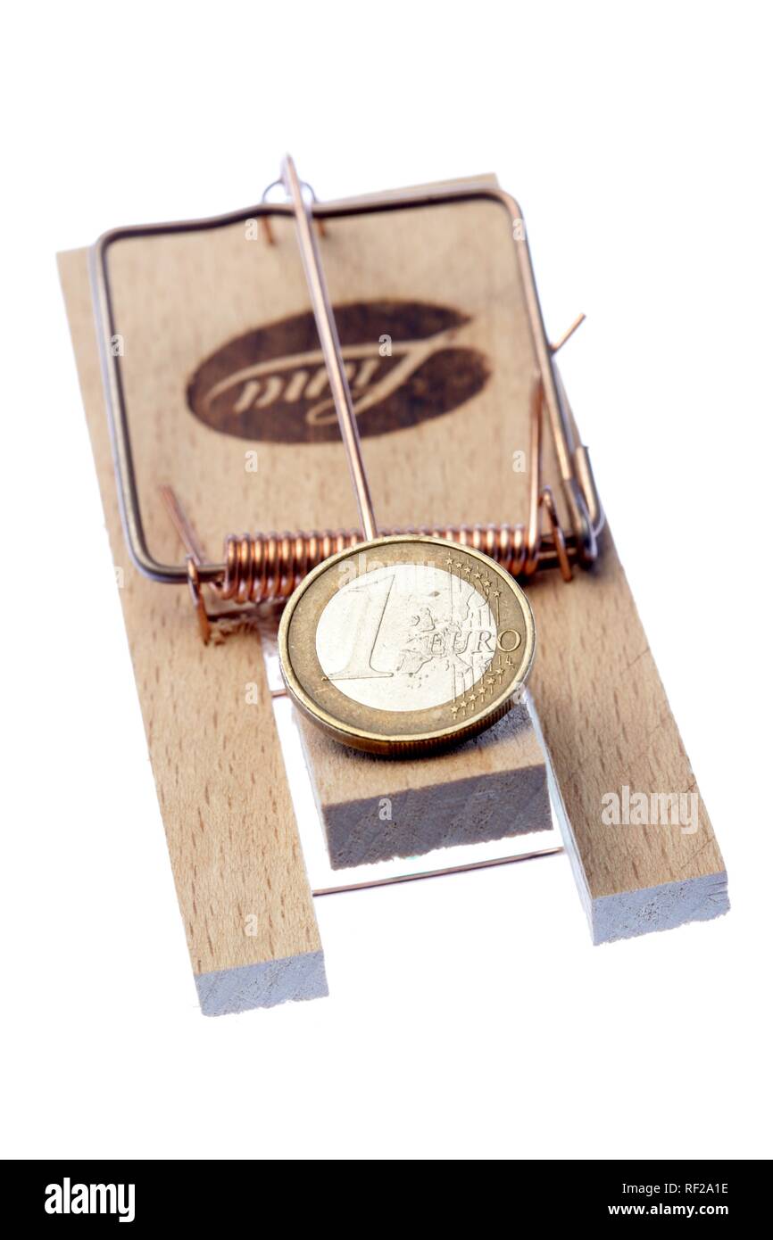 Coin caught a mousetrap debt trap hi-res stock photography and images ...