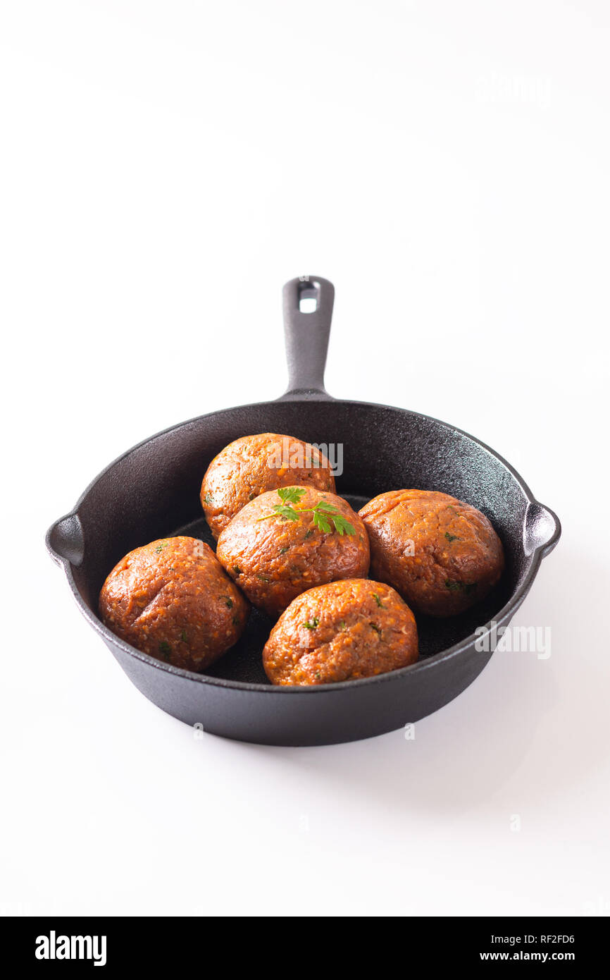 Food in cast iron skillet Cut Out Stock Images & Pictures - Alamy