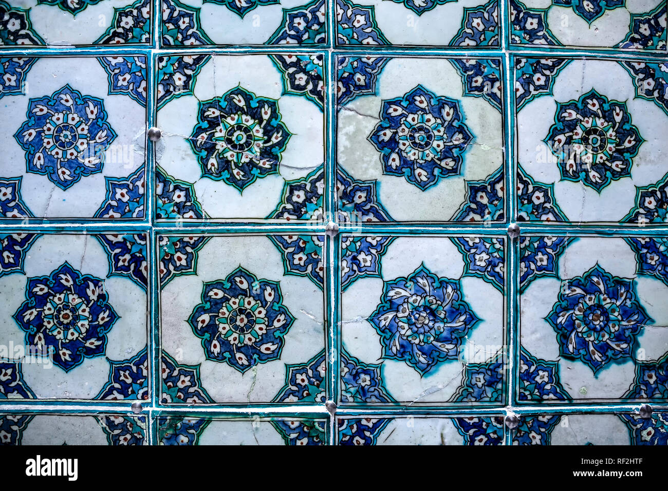 Decorative tile, Topkapi Palace Museum, Istanbul, Turkey Stock Photo ...