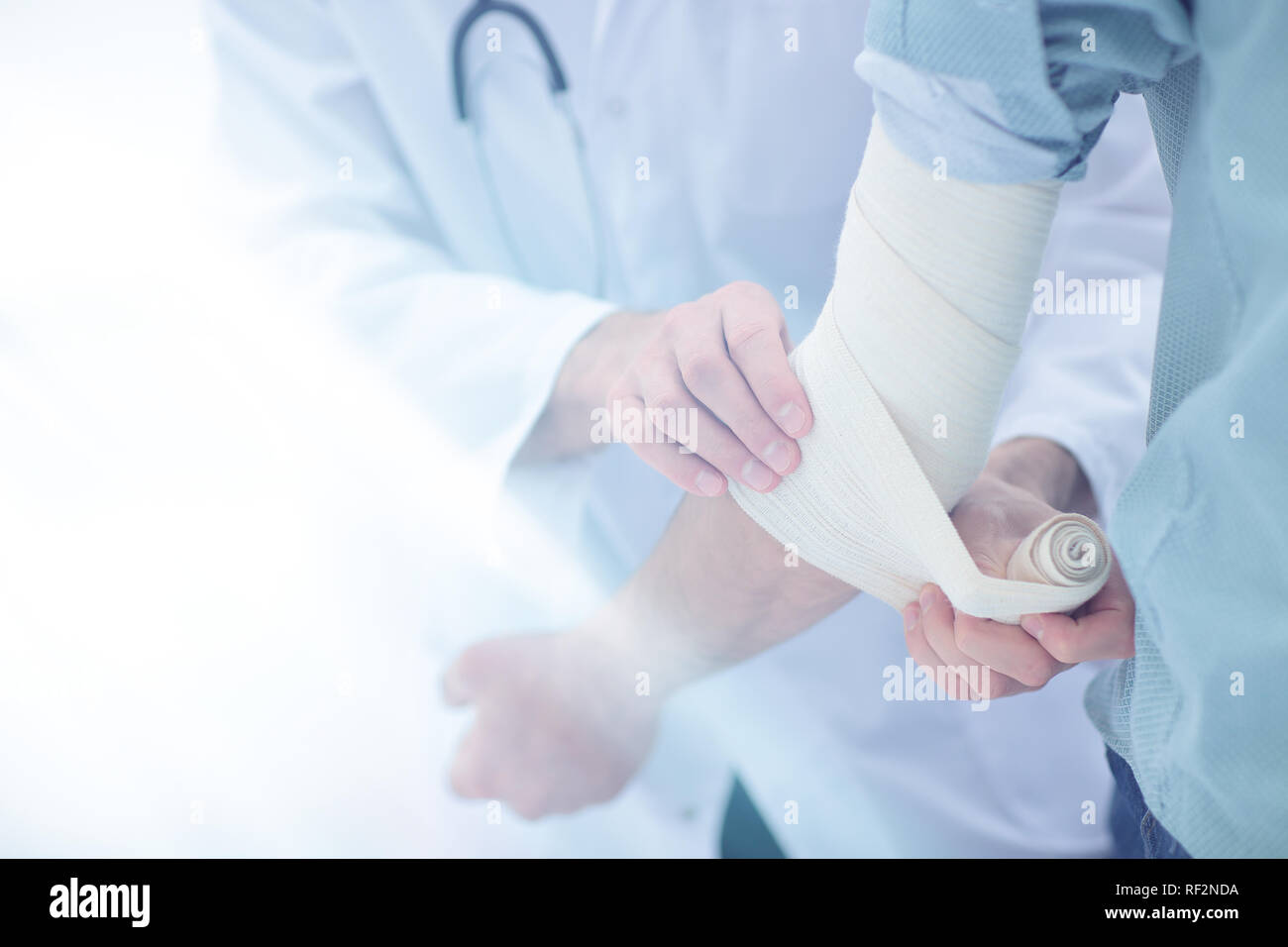 Elastic bandage arm hi-res stock photography and images - Alamy