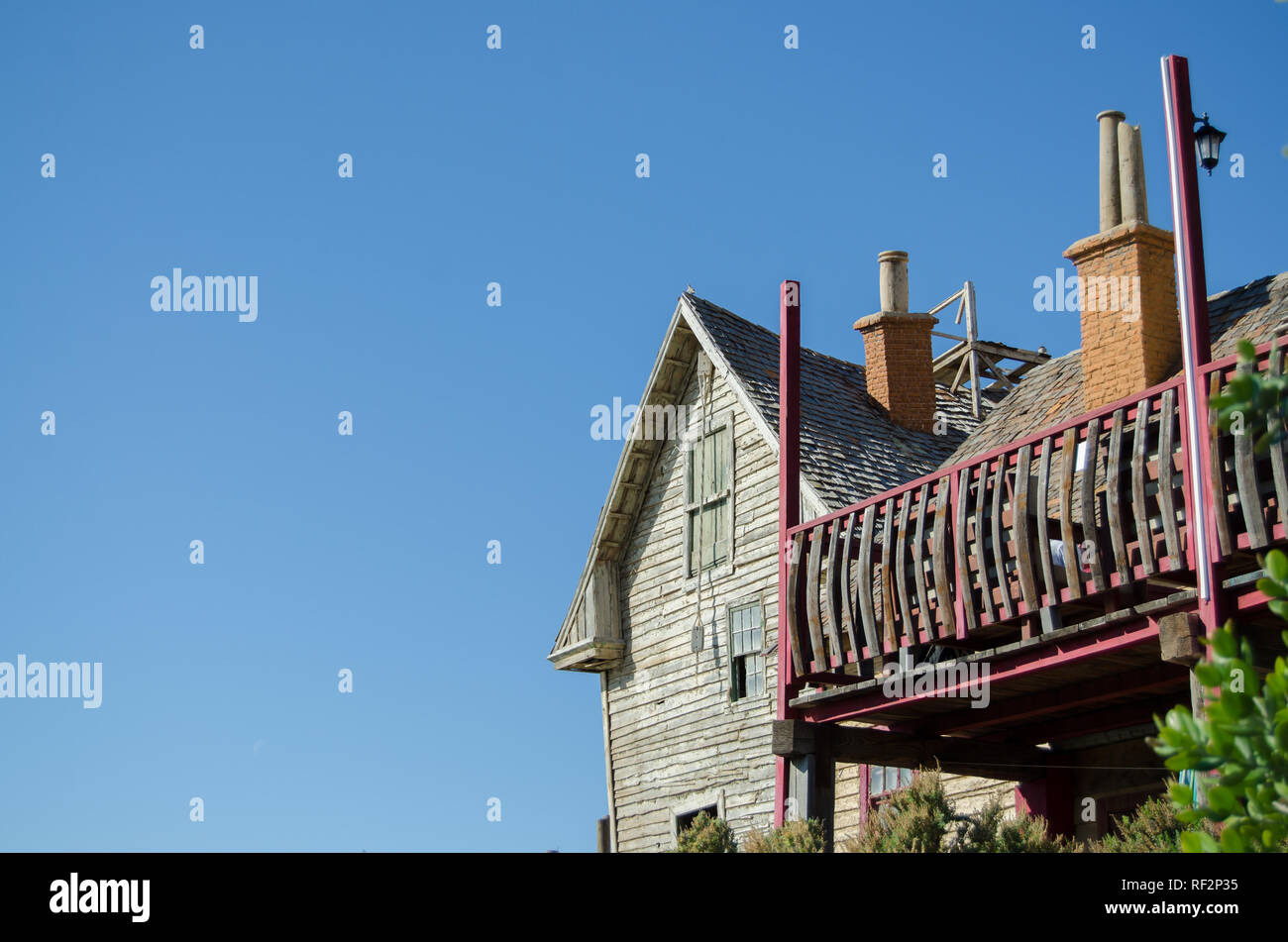 Mellieha, Malta, 30 december 2018 - Rough house old wooden broken ...
