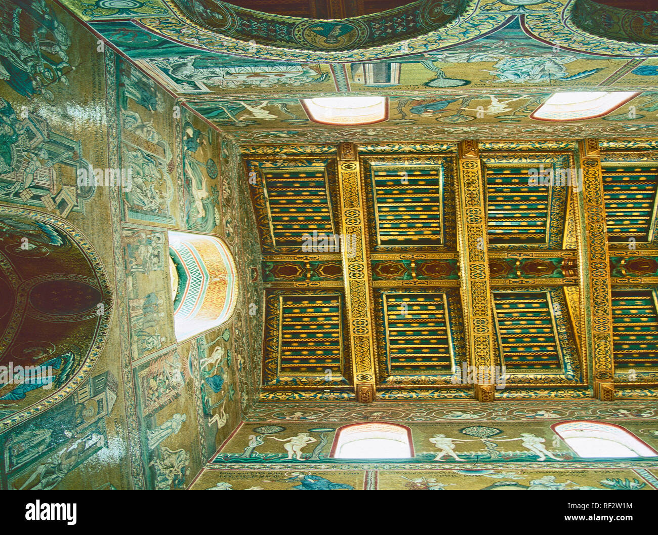Palermo sicily cathedral interior hi-res stock photography and images ...