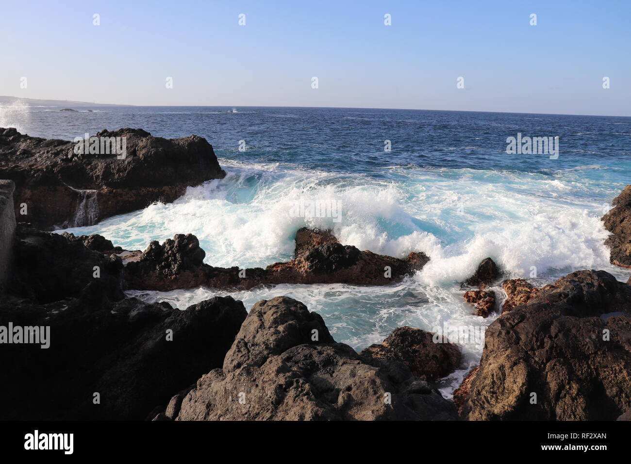Lava rock pools hi-res stock photography and images - Alamy