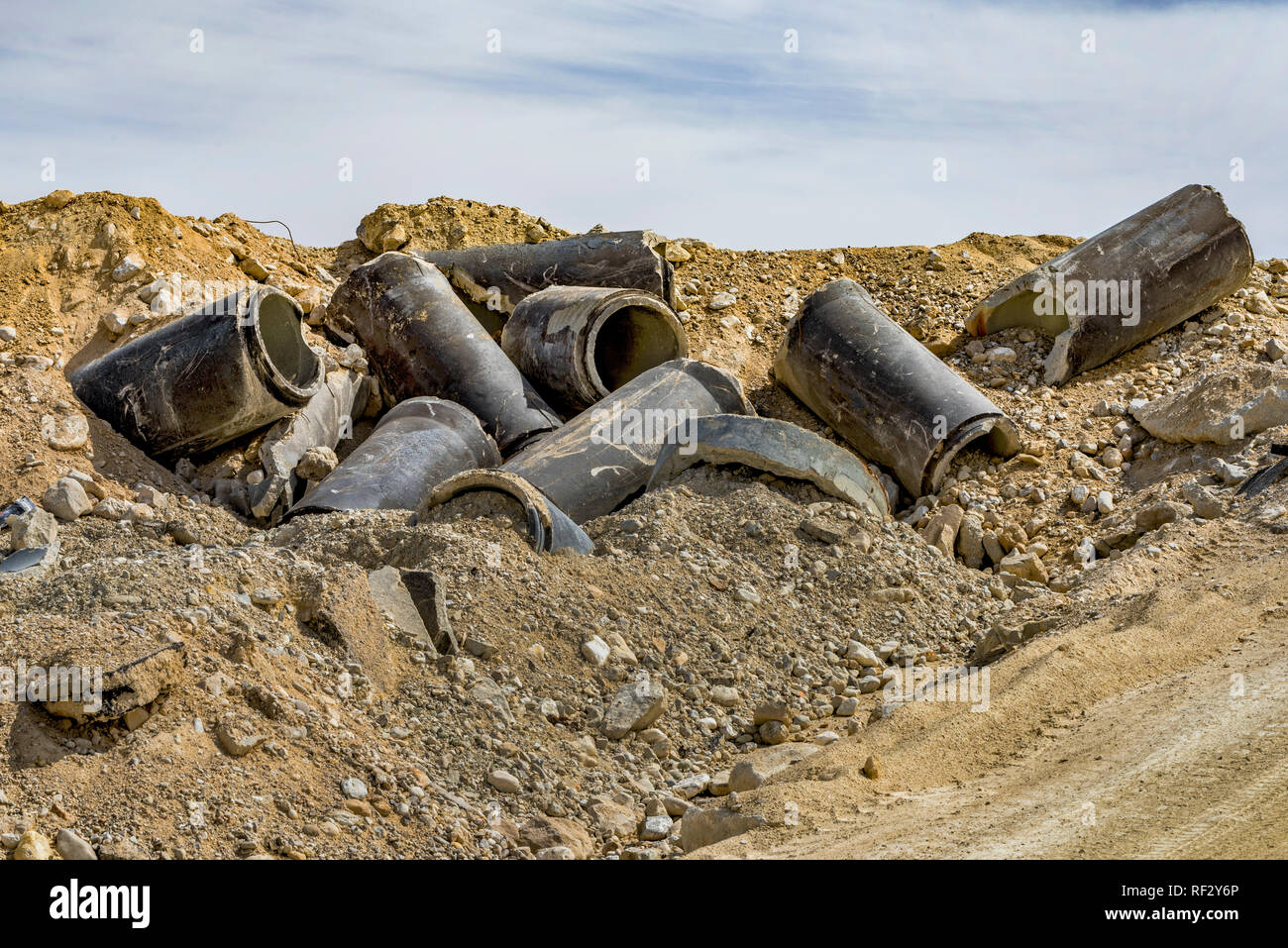 Dump yard hi-res stock photography and images - Alamy