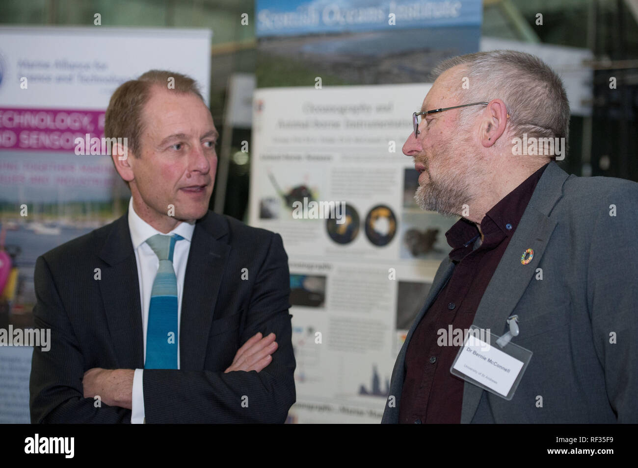 Edinburgh, UK. 23 January 2019. Sea Mammal Research Unit team talk with ...