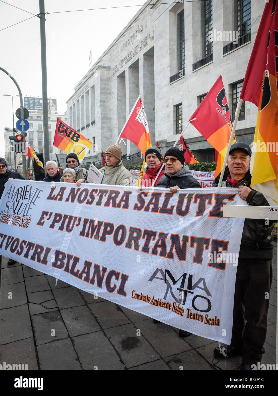 Foto LaPresse - Matteo Corner 24/01/2019 Milano,Italia Cronaca Presidio ...